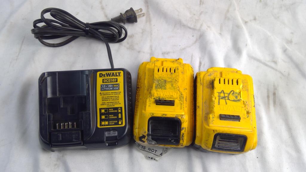 DeWalt Battery Charger, DCB107 | Property Room
