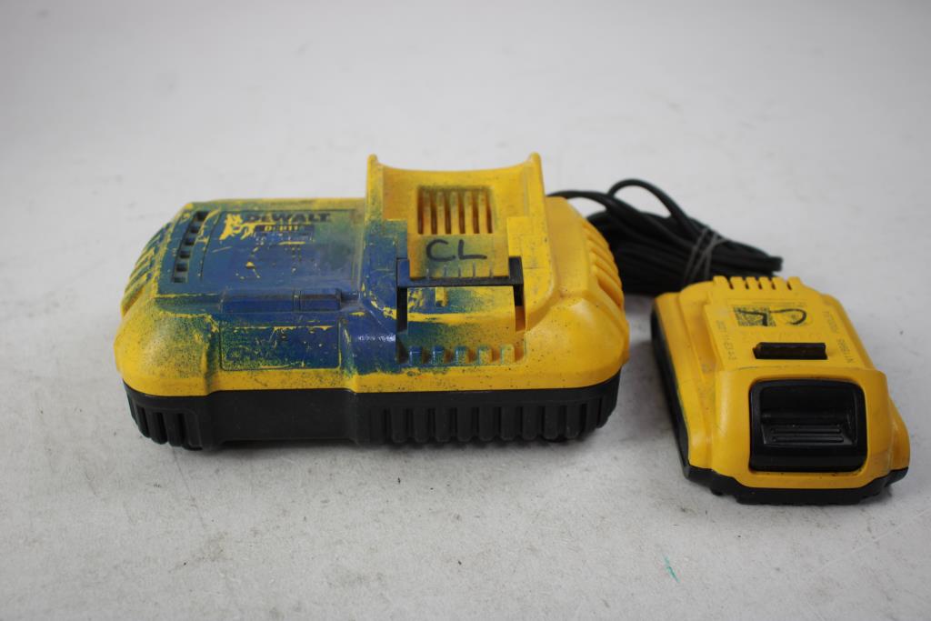 DeWalt Battery Charger, DCB118 | Property Room