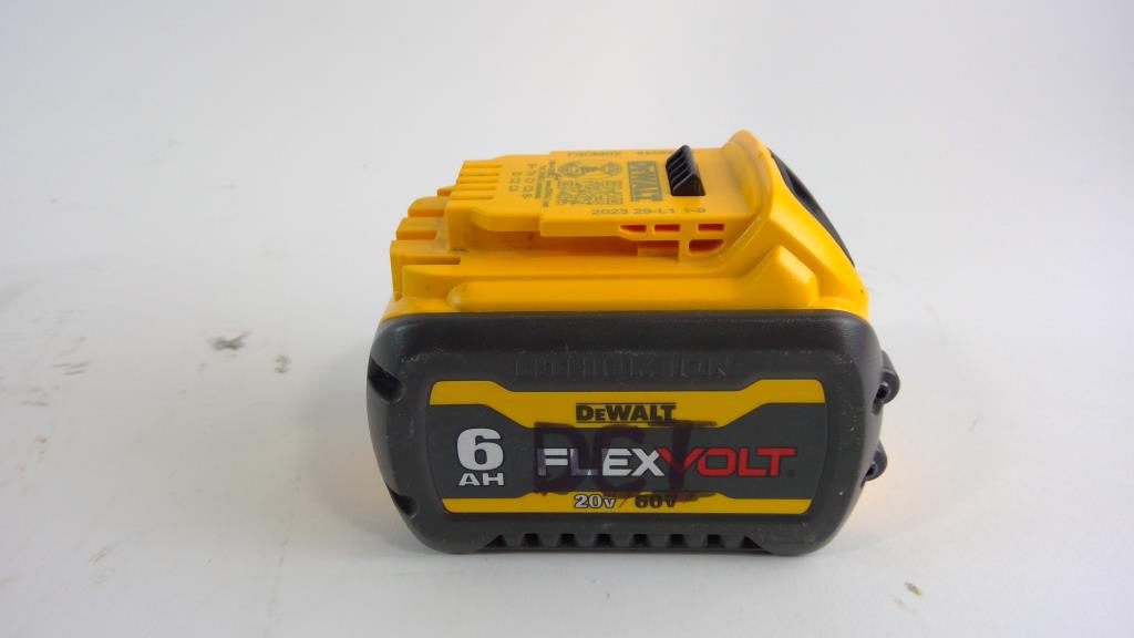 DeWalt Battery Pack | Property Room