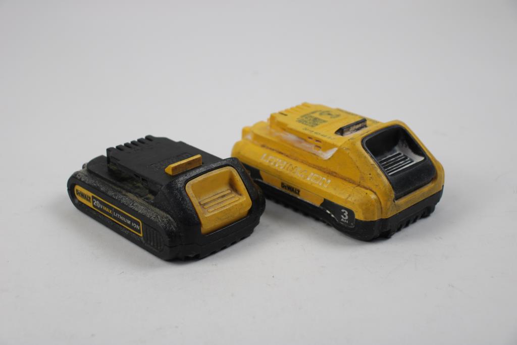 DeWalt Battery Packs | Property Room