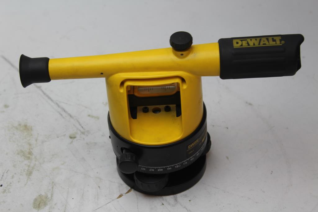 Dewalt Builders Level | Property Room