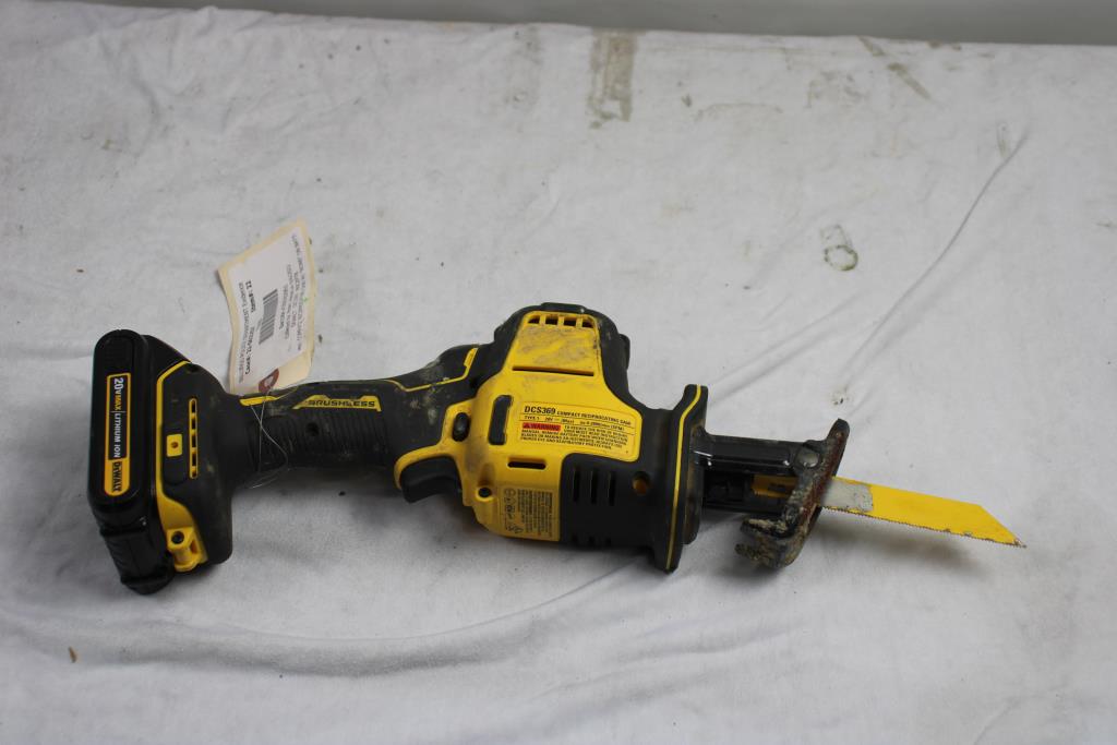 DeWalt Compact Reciprocating Saw | Property Room
