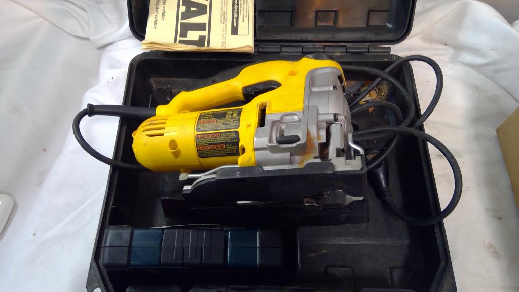 DeWalt Corded VS Orbital Jig Saw, DW331 | Property Room