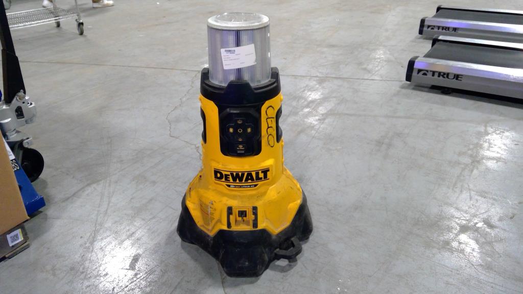DeWalt Cordless Bluetooth Large Area Led Light With Built-in Battery ...