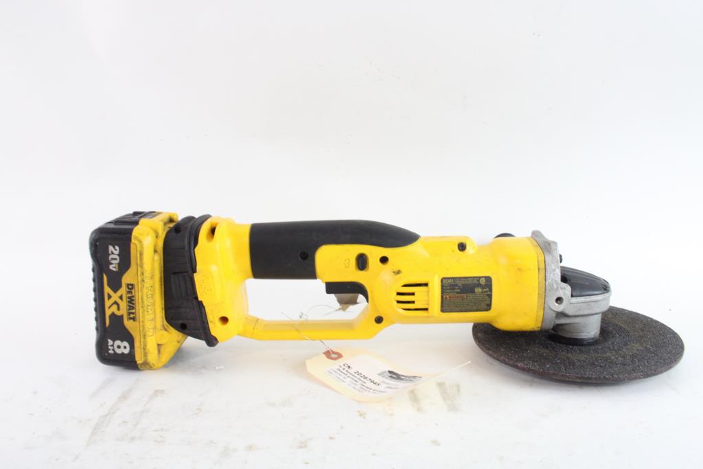 DeWalt Cordless Cut Off Tool | Property Room