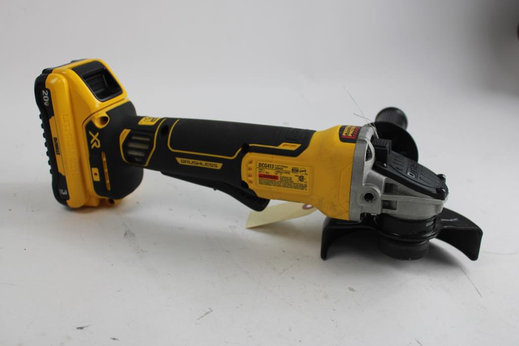 DeWalt Cordless Grinder DCG413 With Battery | Property Room