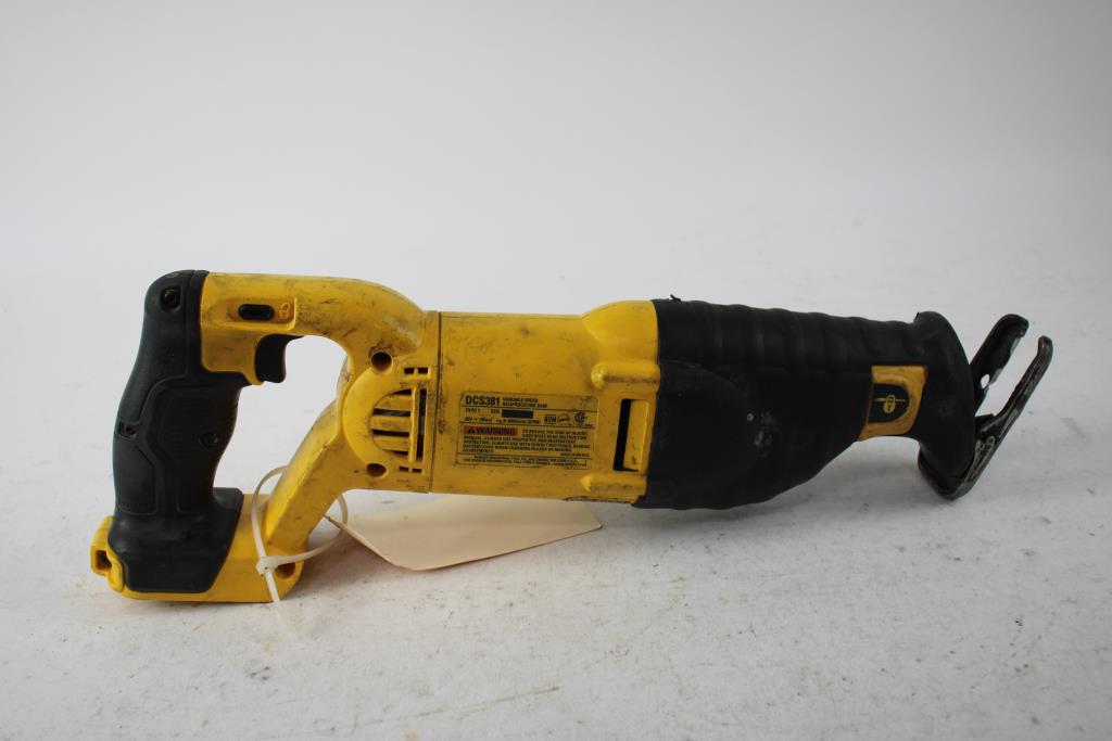 DeWalt Cordless Variable Speed Reciprocating Saw, DCS381 | Property Room