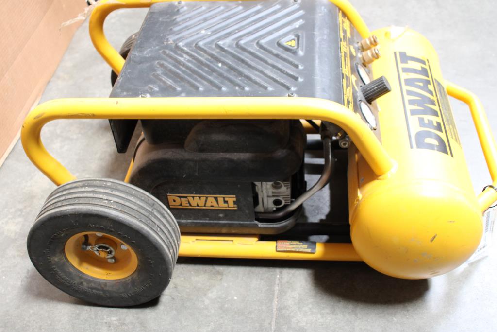 DeWalt D55146 Portable Air Compressor | Property Room