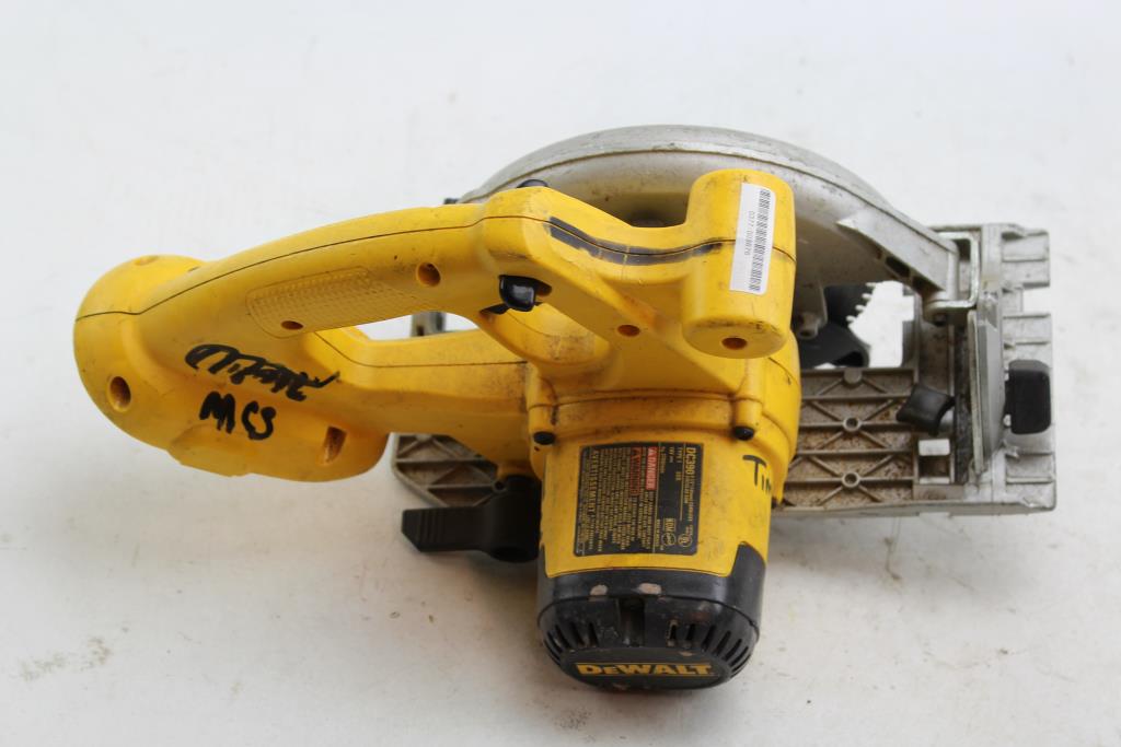 Dewalt Dc390 Circular Saw | Property Room