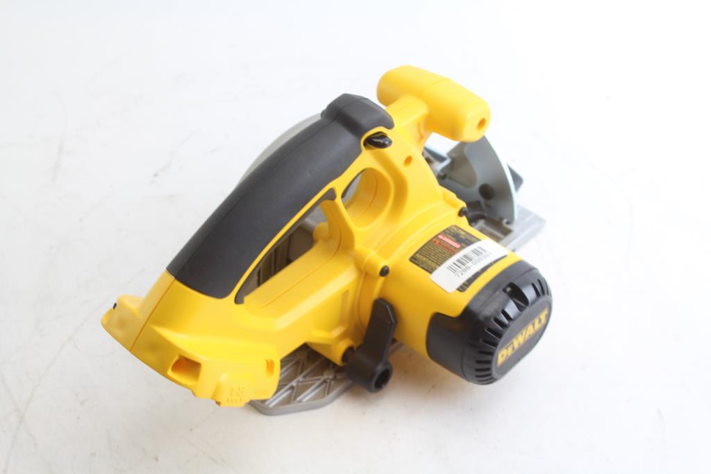 Dewalt Dc390 Cordless Circular Saw | Property Room