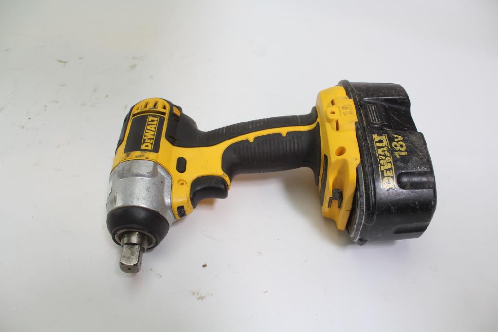 Dewalt DC820 Cordless Impact Wrench | Property Room