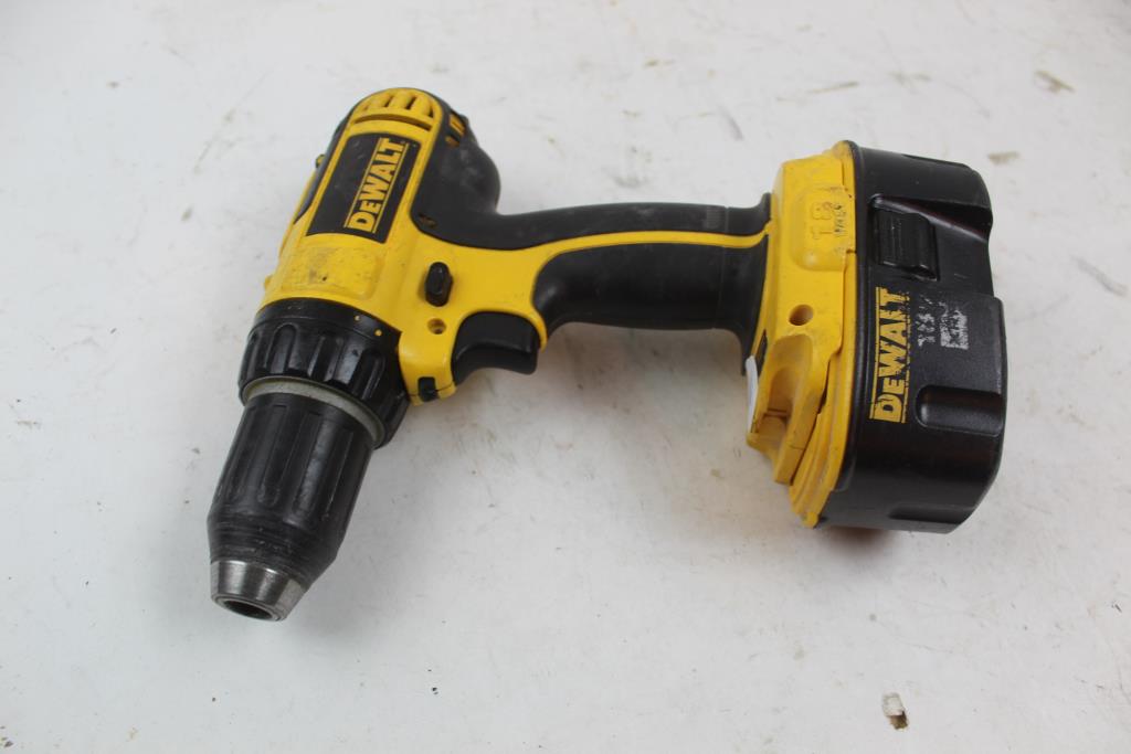 DeWalt DCD760 Cordless Drill Driver | Property Room