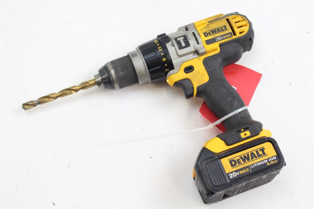 Dewalt DCD985 1/2" Cordless/Drill/Driver/Hammerdrill | Property Room