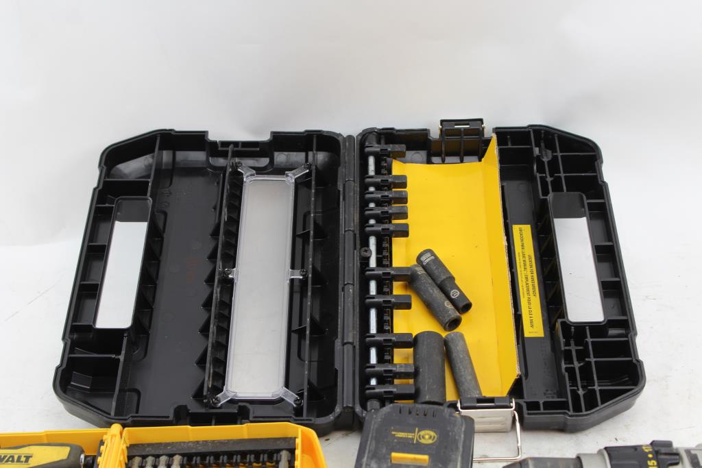 DeWalt Dcd985 Cordless Hammerdrill Driver And Drillbits | Property Room