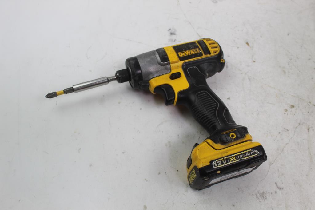 DeWalt DCF815 Cordless Impact Driver | Property Room