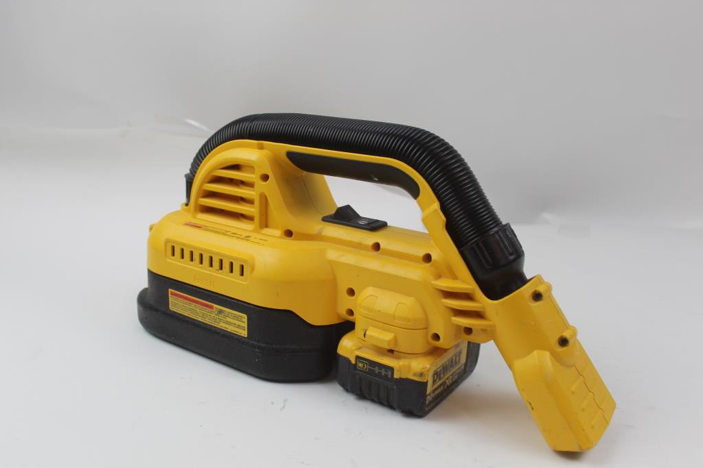 Dewalt Dcv517 1/2 Gallon Cordless Wet/dry Vacuum | Property Room