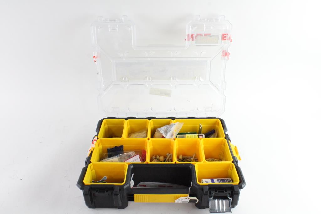 DeWalt Deep Pro Organizer With Screws And More | Property Room