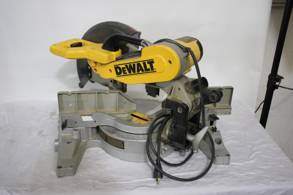 DEWALT Double Bevel Compund Miter Saw | Property Room