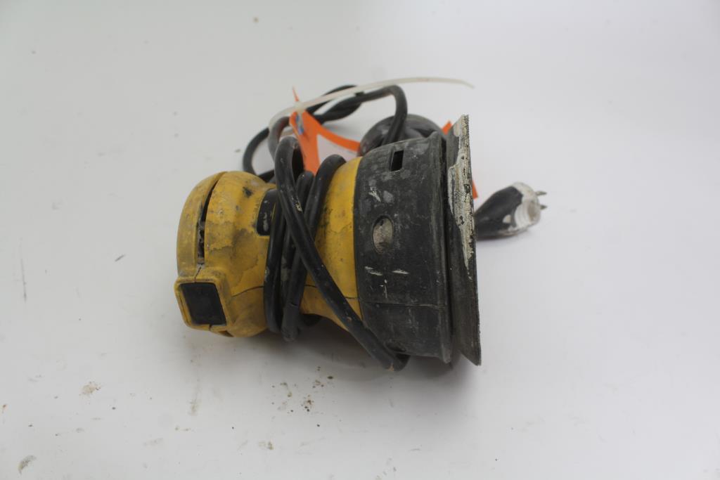 Dewalt Dw421 Random Orbit Palm Sander | Property Room