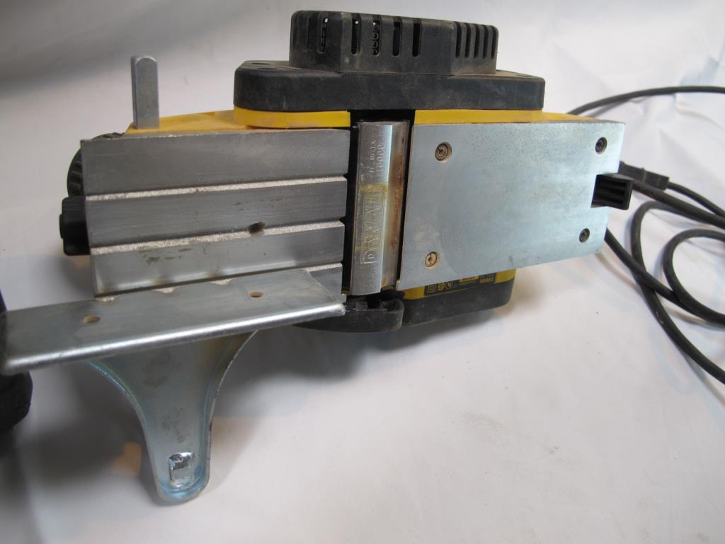 Dewalt DW680K Corded Hand Planer | Property Room
