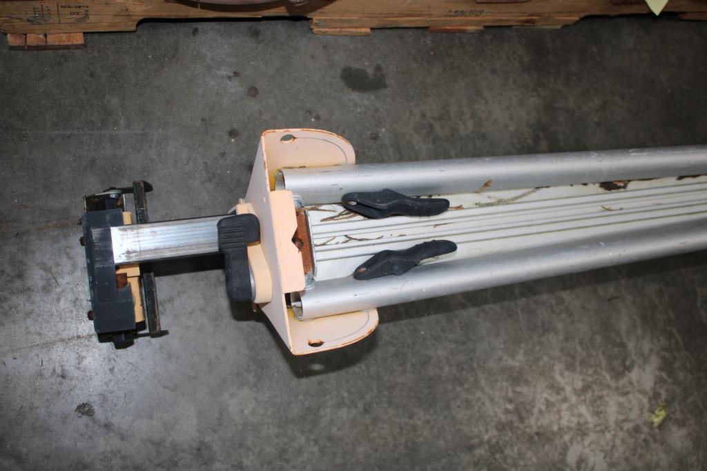 Dewalt Dw7232 Meter Saw Stand Work Piece Support | Property Room