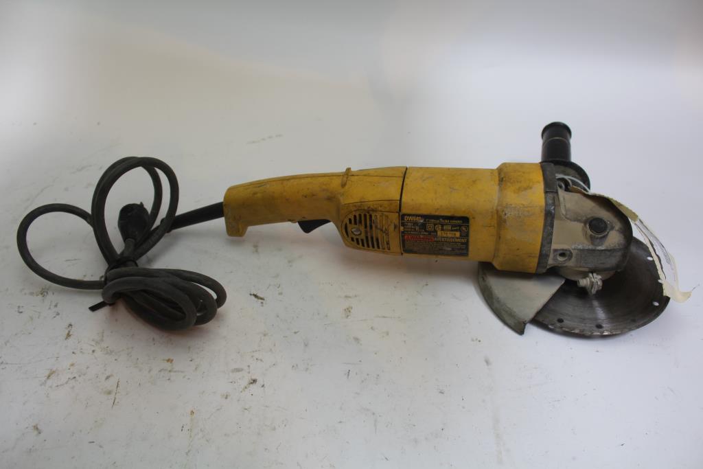 DeWalt DW840 Corded Heavy Duty Angle Grinder | Property Room