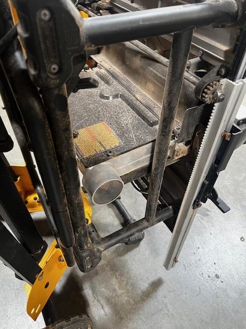 DeWalt DWE7491 10 Inch Table Saw With Rolling Stand | Property Room