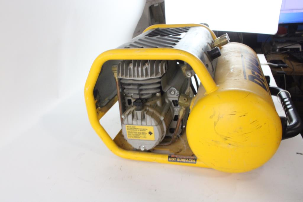 DeWalt Englo Compressor | Property Room
