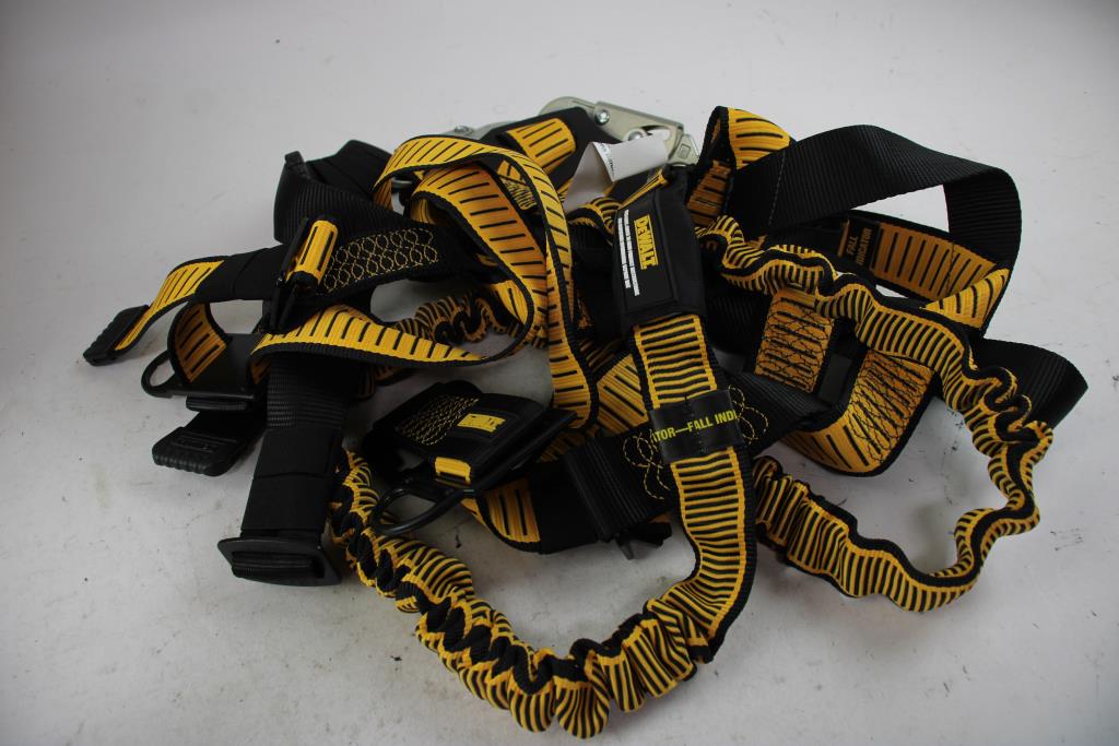 DeWalt Fall Protection Compliance Kit, DXFP110001 | Property Room