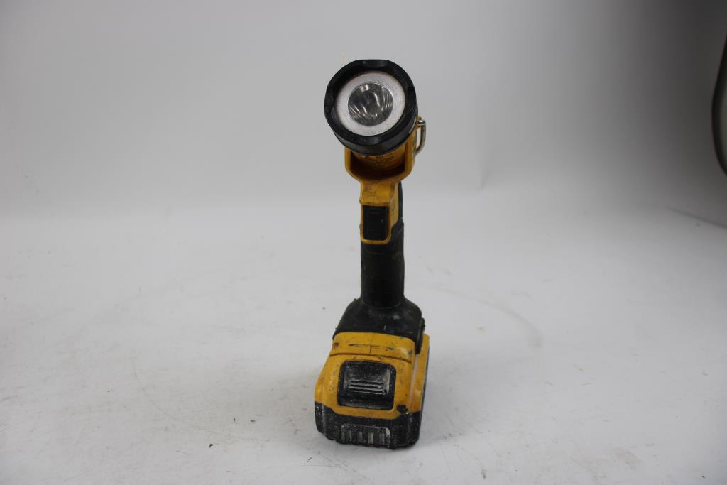 Dewalt Handheld Work Light | Property Room