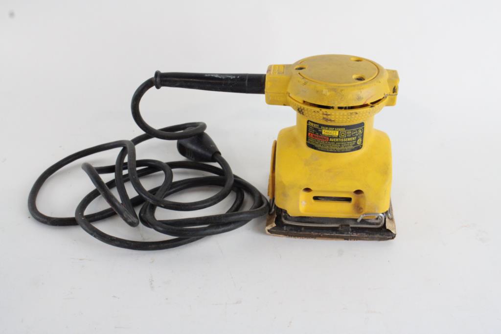 DeWalt Palm Grip Sander With Case | Property Room