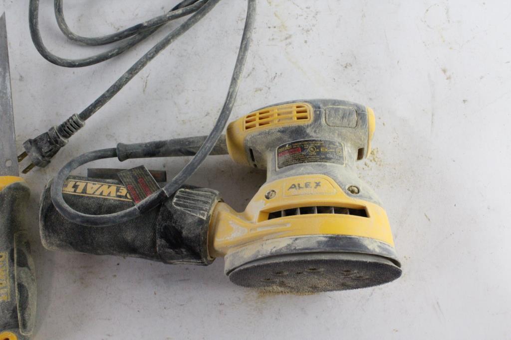DeWalt Palm Sander | Property Room