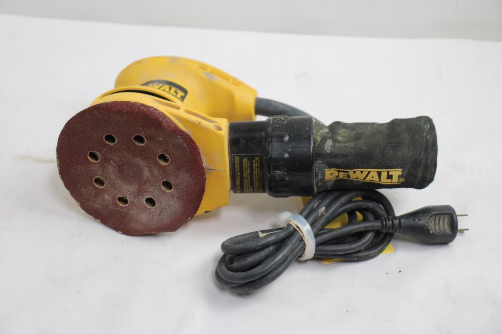DeWalt Random Orbit Palm Sander | Property Room