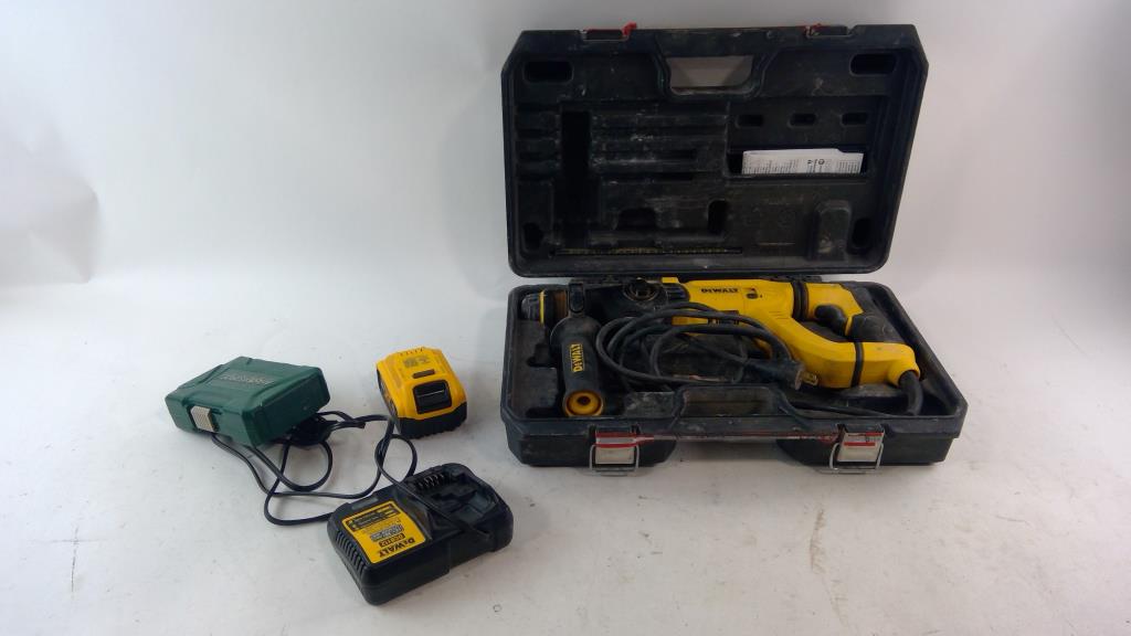DeWalt Rotary Hammer Drill With Case | Property Room