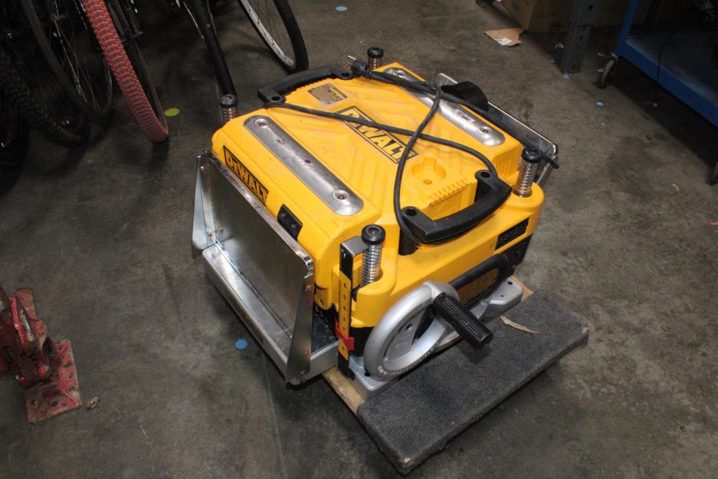 Dewalt Thickness Planer, Two Speed, 13-Inch ,15 Amp Corded | Property Room