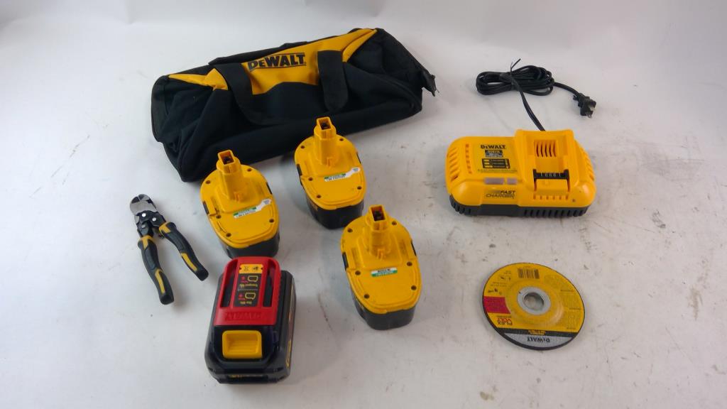 Dewalt Tool Lot | Property Room