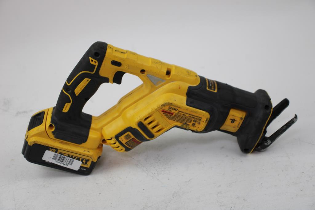 DeWalt Variable Speed Reciprocating Saw | Property Room