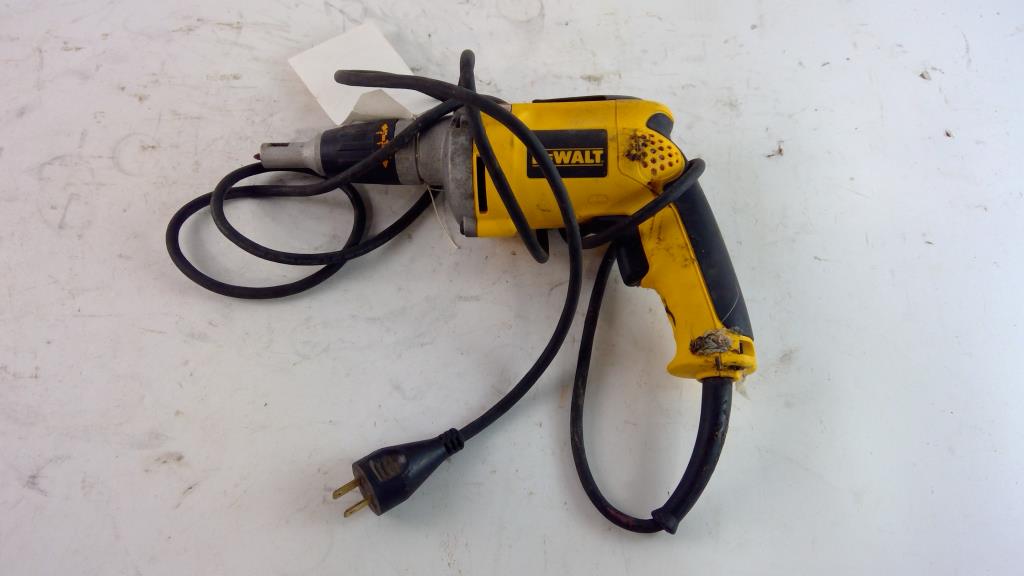 DeWalt VSR Drywall Screwdriver | Property Room