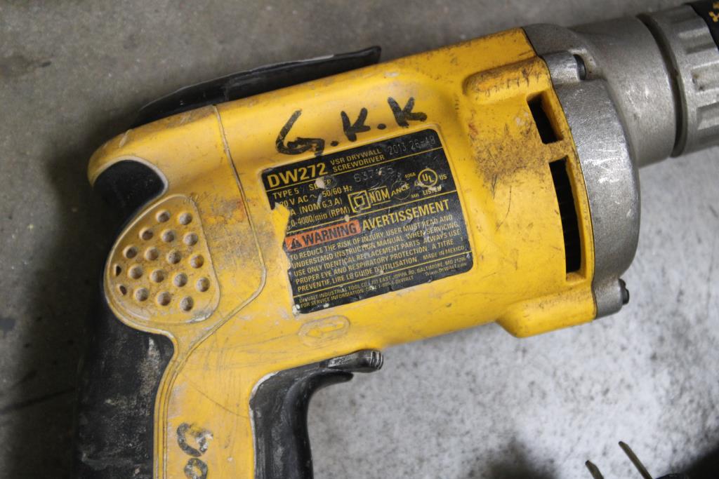 Dewalt VSR Drywall Screwdriver - DW272 | Property Room