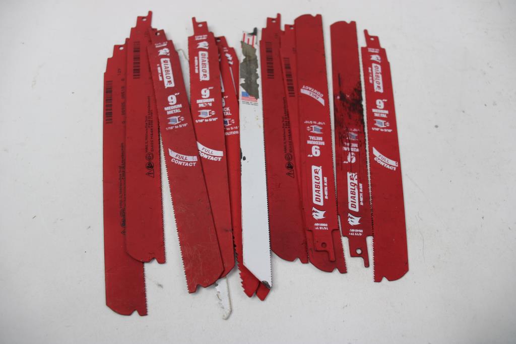 Diablo 9", Milwaukee 9" Saw Blades And Grinding Wheels, 26 Pieces ...