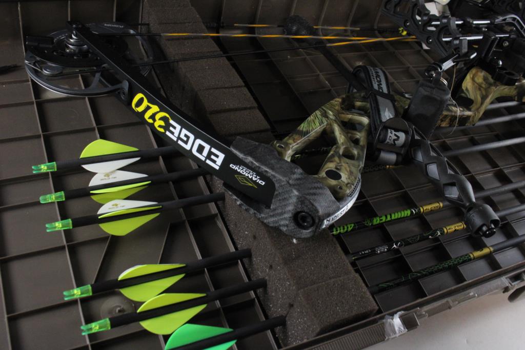 Diamond Archery Edge 320 Compound Bow With Case | Property Room