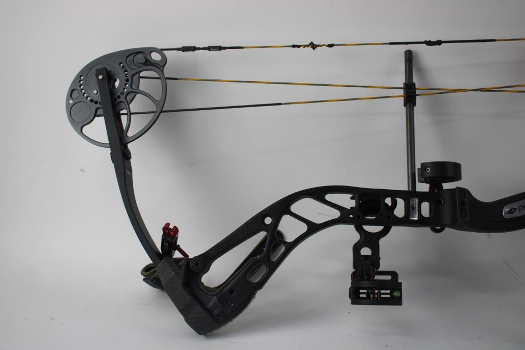 Diamond Archery Edge SB-1 Compound Bow | Property Room