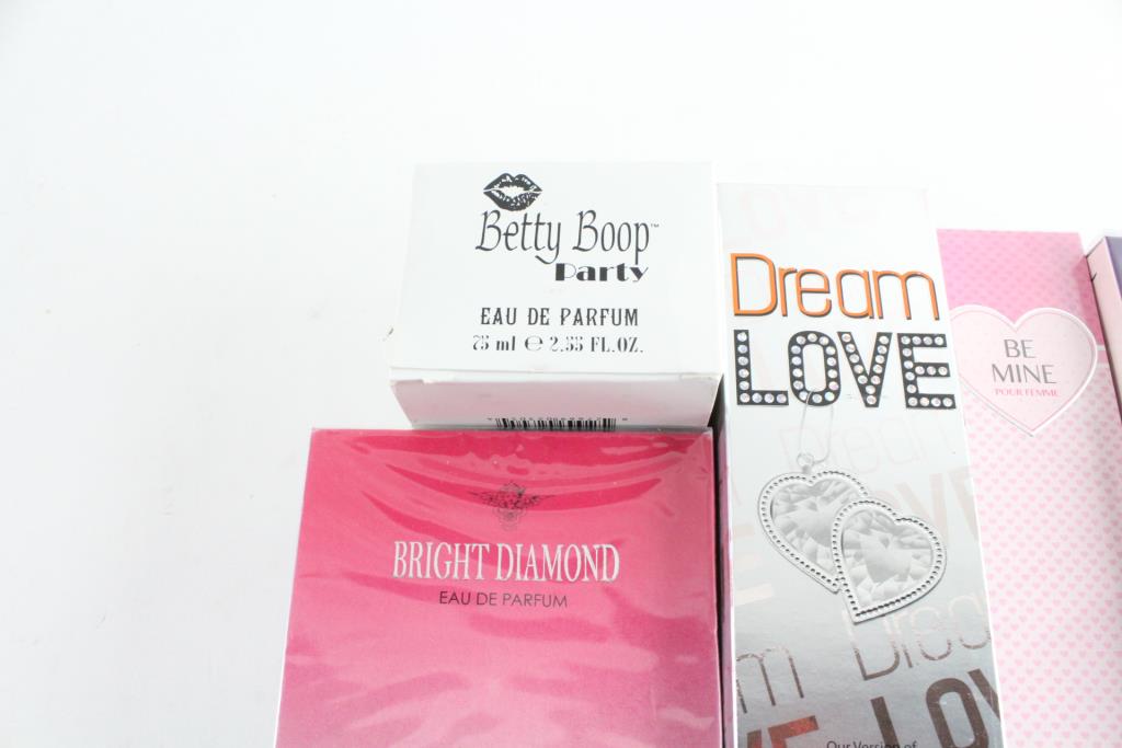 Diamond Collection And Other Womens Fragrances, 5 Pieces | Property Room