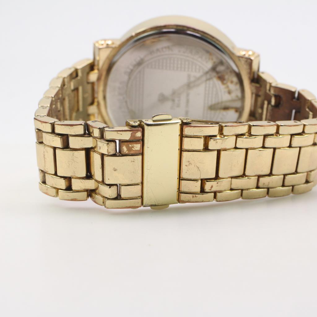 Diamond Maxx Diamond Face Watch | Property Room