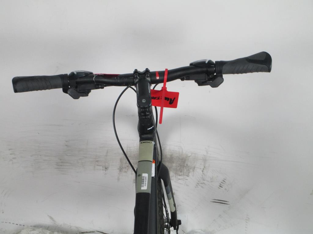 Diamondback Insight Disc Hybrid Bike | Property Room