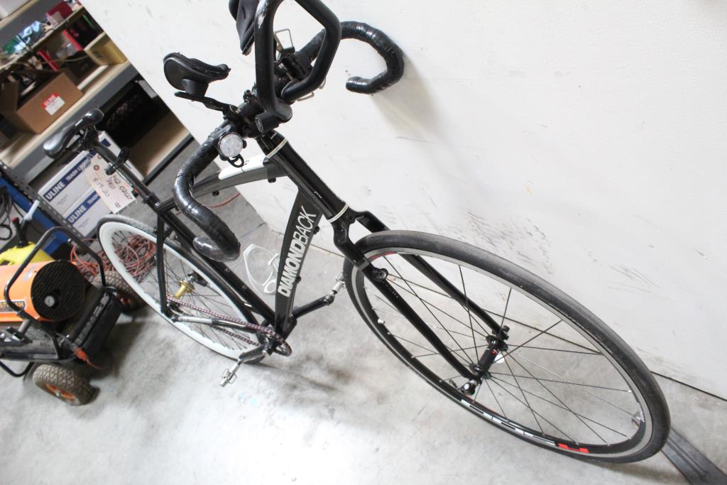 Diamondback Insight STI-8 Hybrid Bike | Property Room