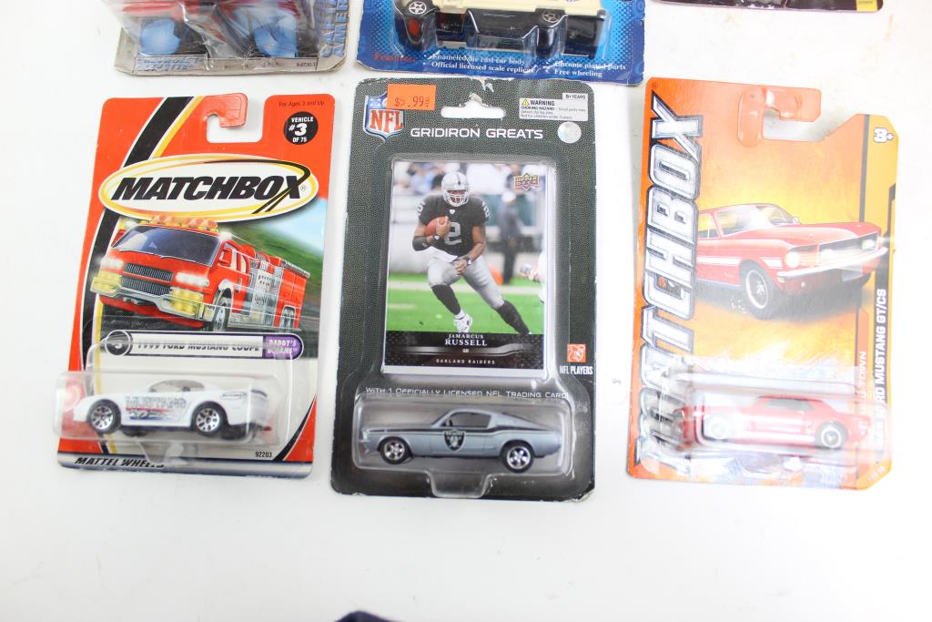 Die Cast Cars: Matchbox, Nfl, Bottle Truck, Captain America, Ford: 6 ...