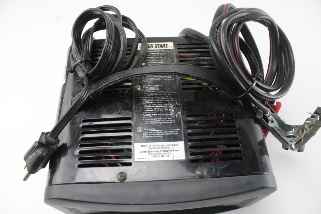 DieHard Auto Detect 6v/12v Battery Charger/ Engine Starter | Property Room