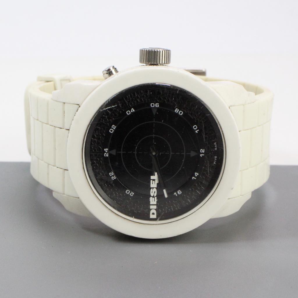 Diesel White Rubber Men's Watch | Property Room