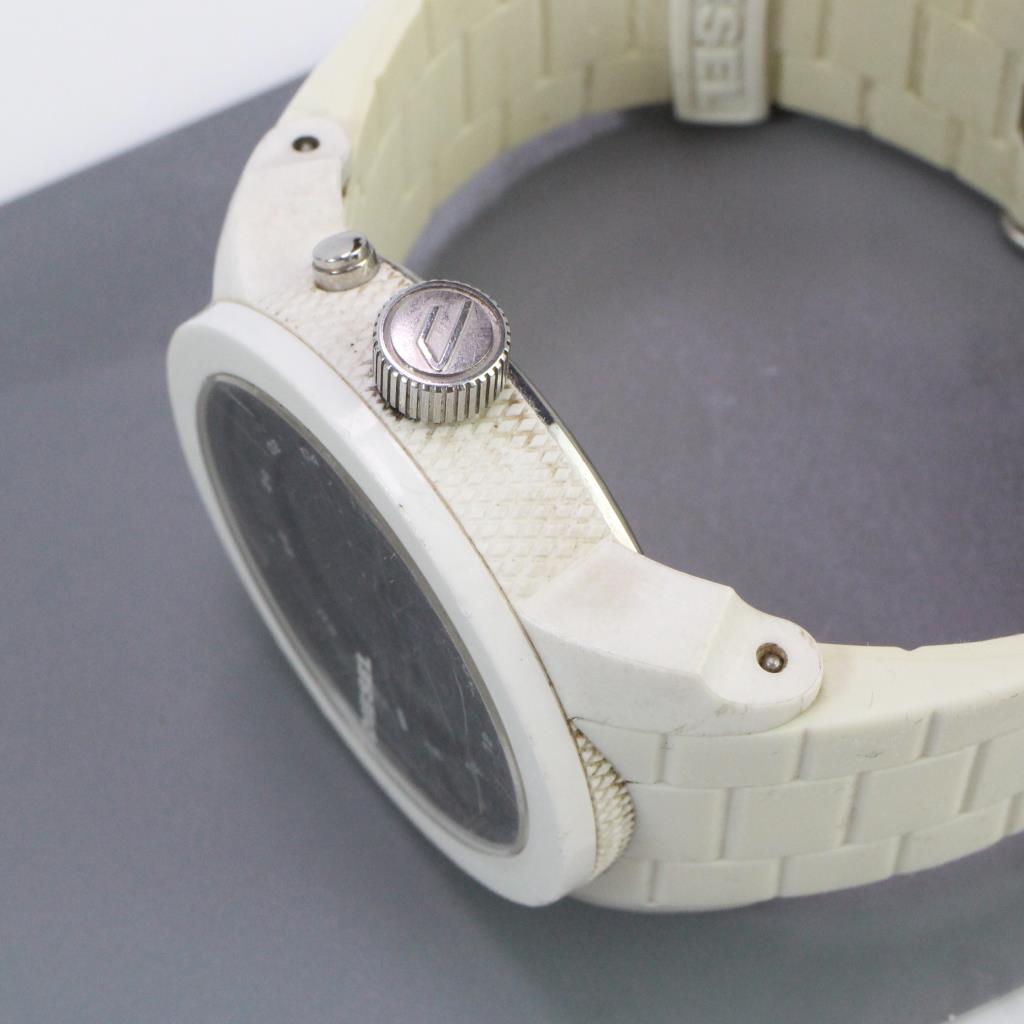 Diesel White Rubber Men's Watch | Property Room